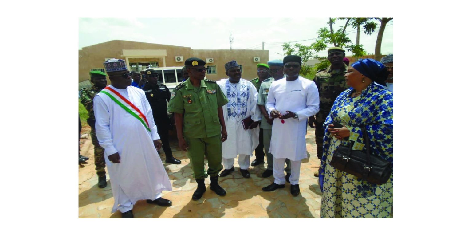 Maradi : Visite du gouverneur de la région de Maradi à la RTN et sur le ...