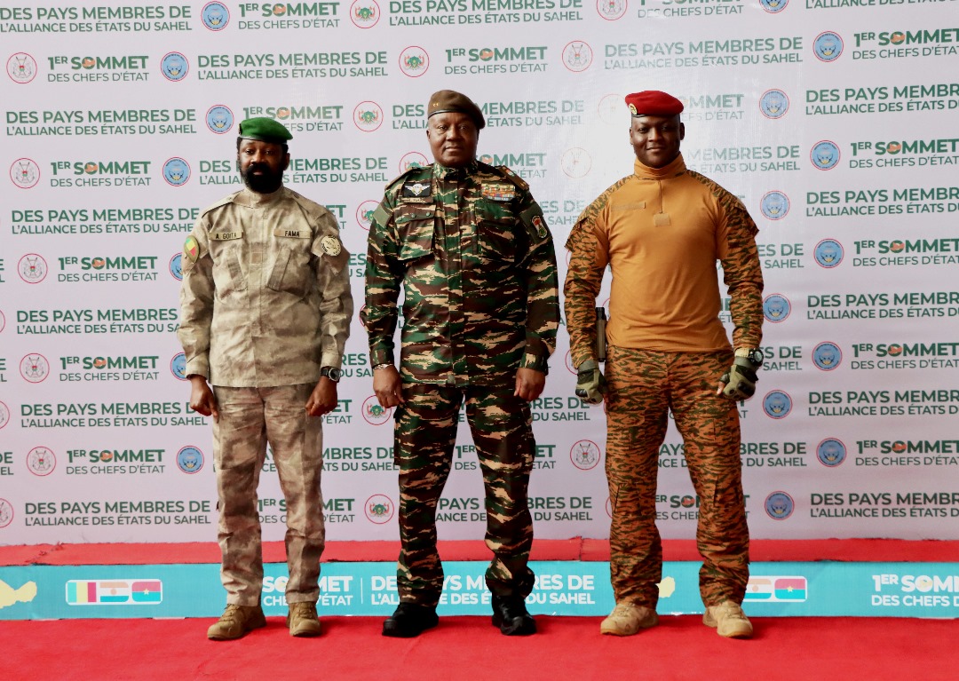 Les Chefs d’Etat entérinent la création de la Confédération des Etats ...