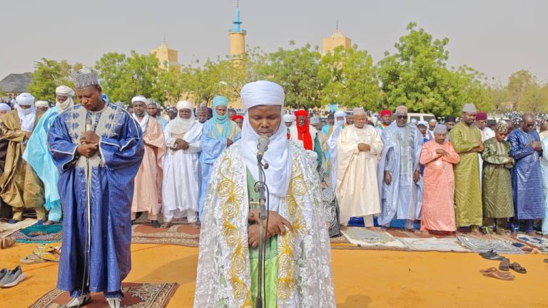 Zinder : La compétition équestre de Tabaski perpétue la tradition et ...